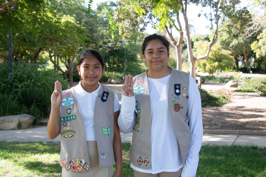Guide to Girl Scout Uniforms – GSCCC Blog