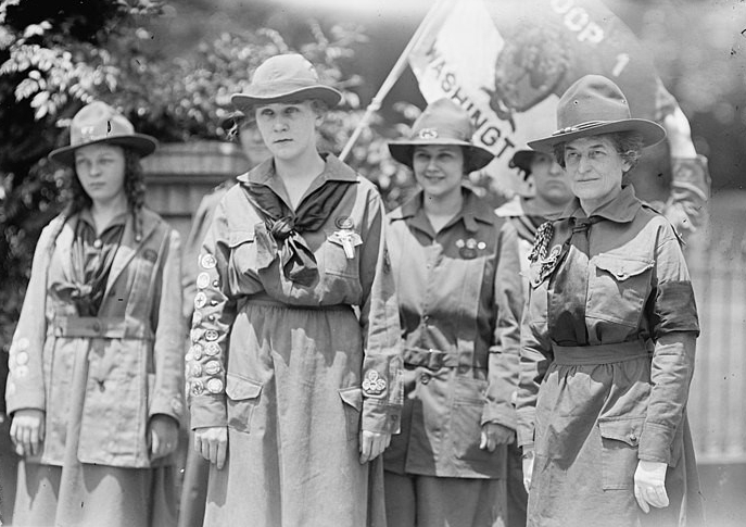 Guide to Girl Scout Uniforms – GSCCC Blog
