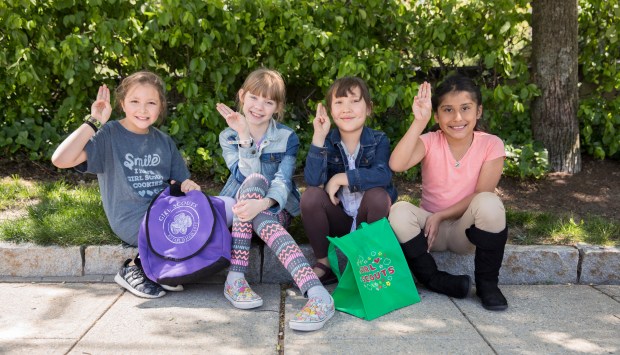 Welcoming New Girl Scouts: Investiture Ceremonies – GSCCC Blog